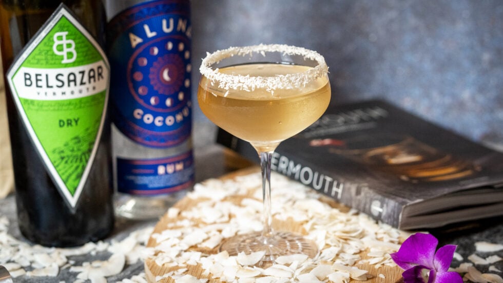 Cocotini - So mixt man einen Martini mit Kokosnuss-Rum