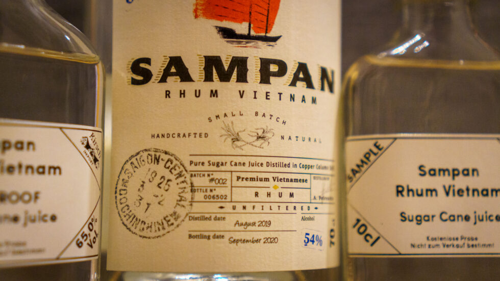 Sampan White Rum im Test - der kraftvolle Jungspund aus Vietnam